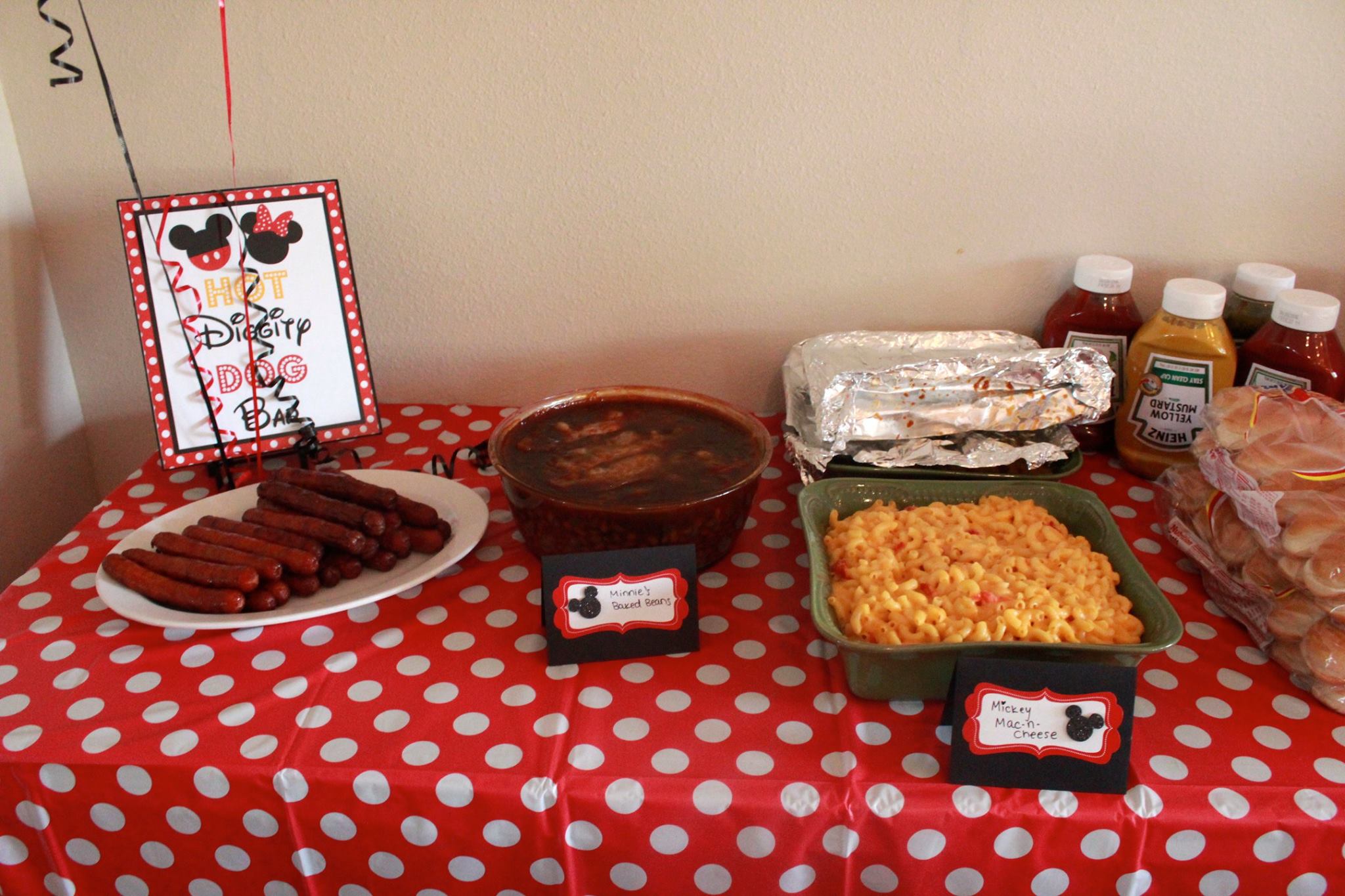 Easy Oh Two-dles Birthday Party Theme + Ideas for Food and Decor