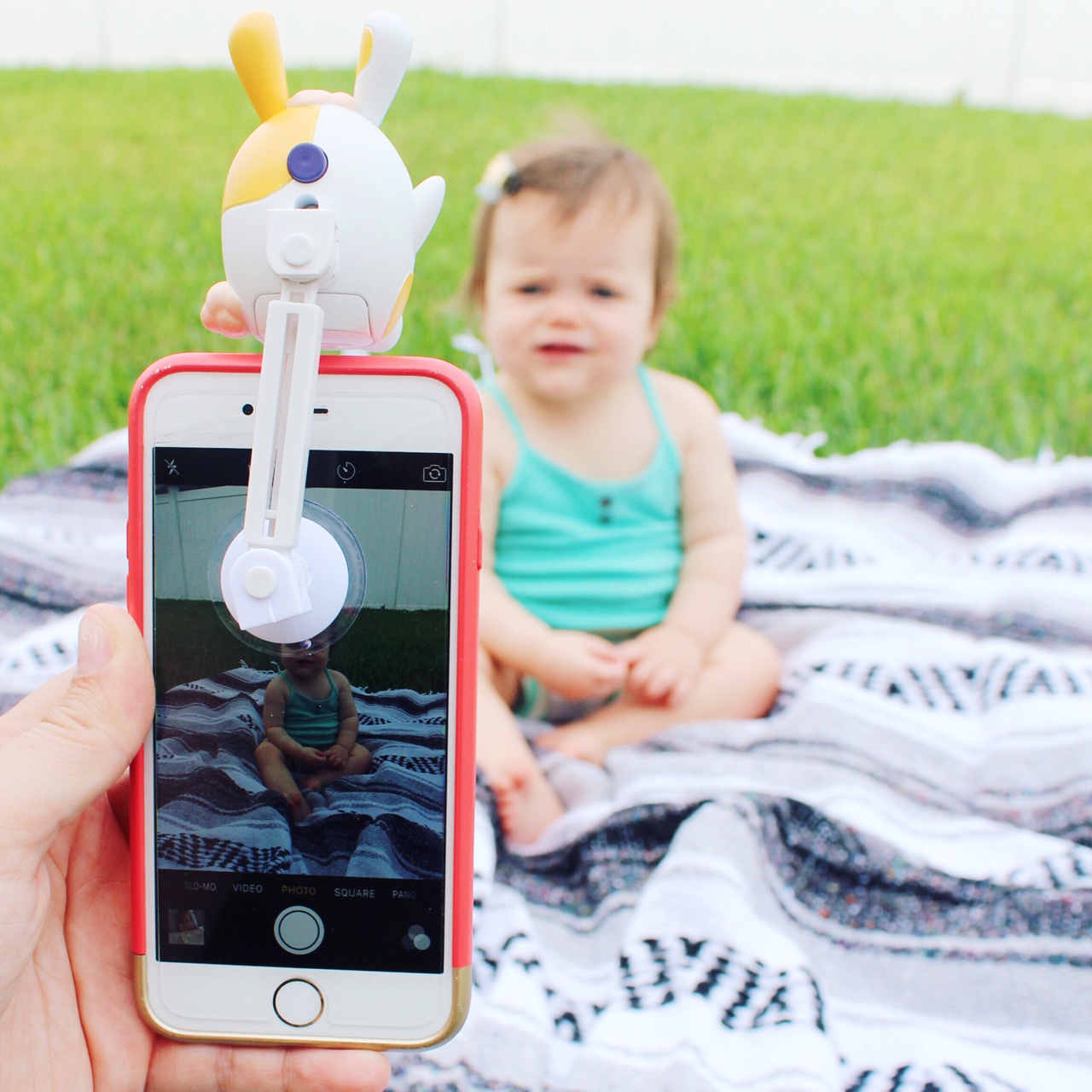 The Trick To Getting Good Pictures of Your Kids: LookieLookies - Oh ...